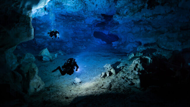 Understanding the Difference Between Bigblue Dive Lights | Bigblue Dive ...